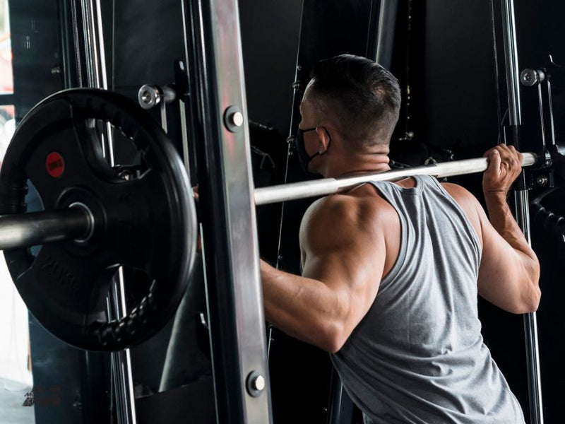 Perfect Smith Machine Squats - The Complete Guide · MuscleTech